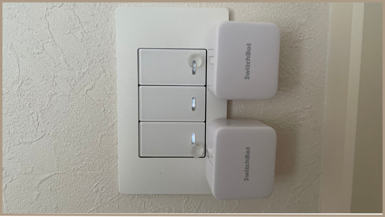 SwitchBotボットの使い方！指ロボットで何が出来るのか解説 | painablog